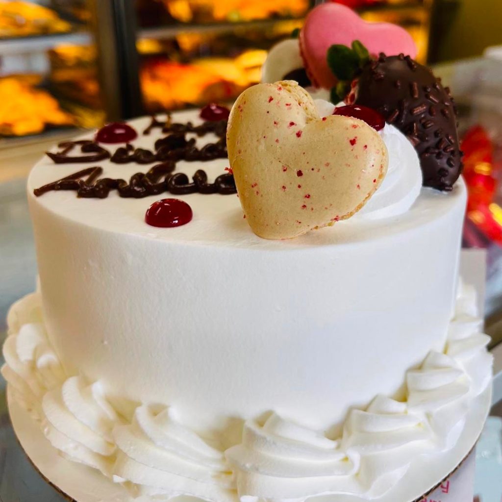 Customize Your Cake Online | La Imperial Bakery | Hillsboro, OR